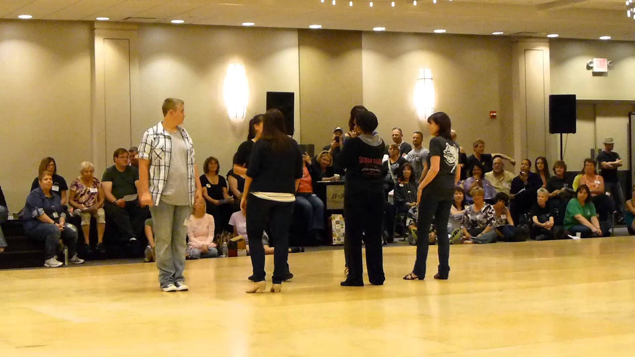 Coolio Line Dance Demo NG version @ Windy City 2013 - YouTube