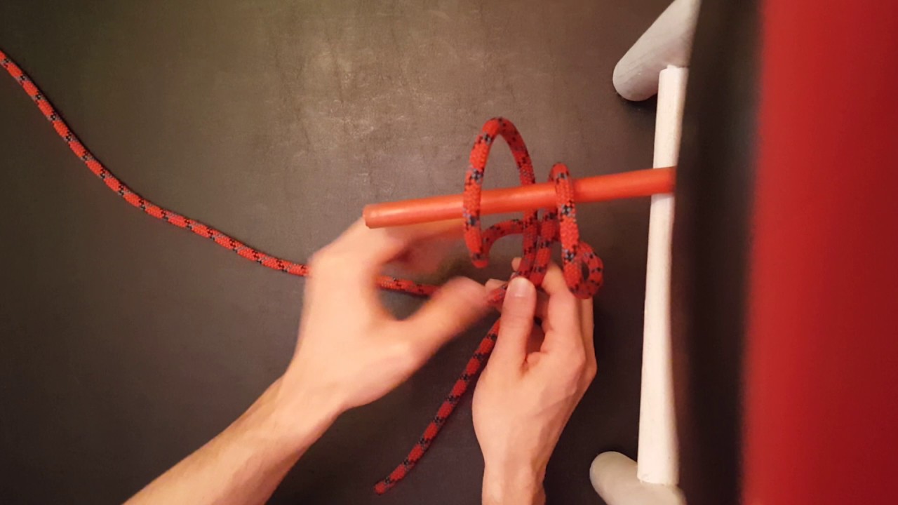 How to tie the Cow Hitch - YouTube