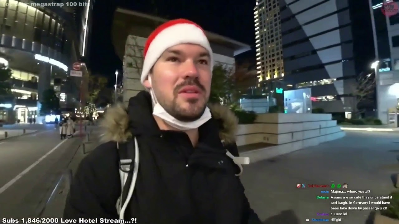 RetroGaijin feeling like an NPC 🎅 - YouTube