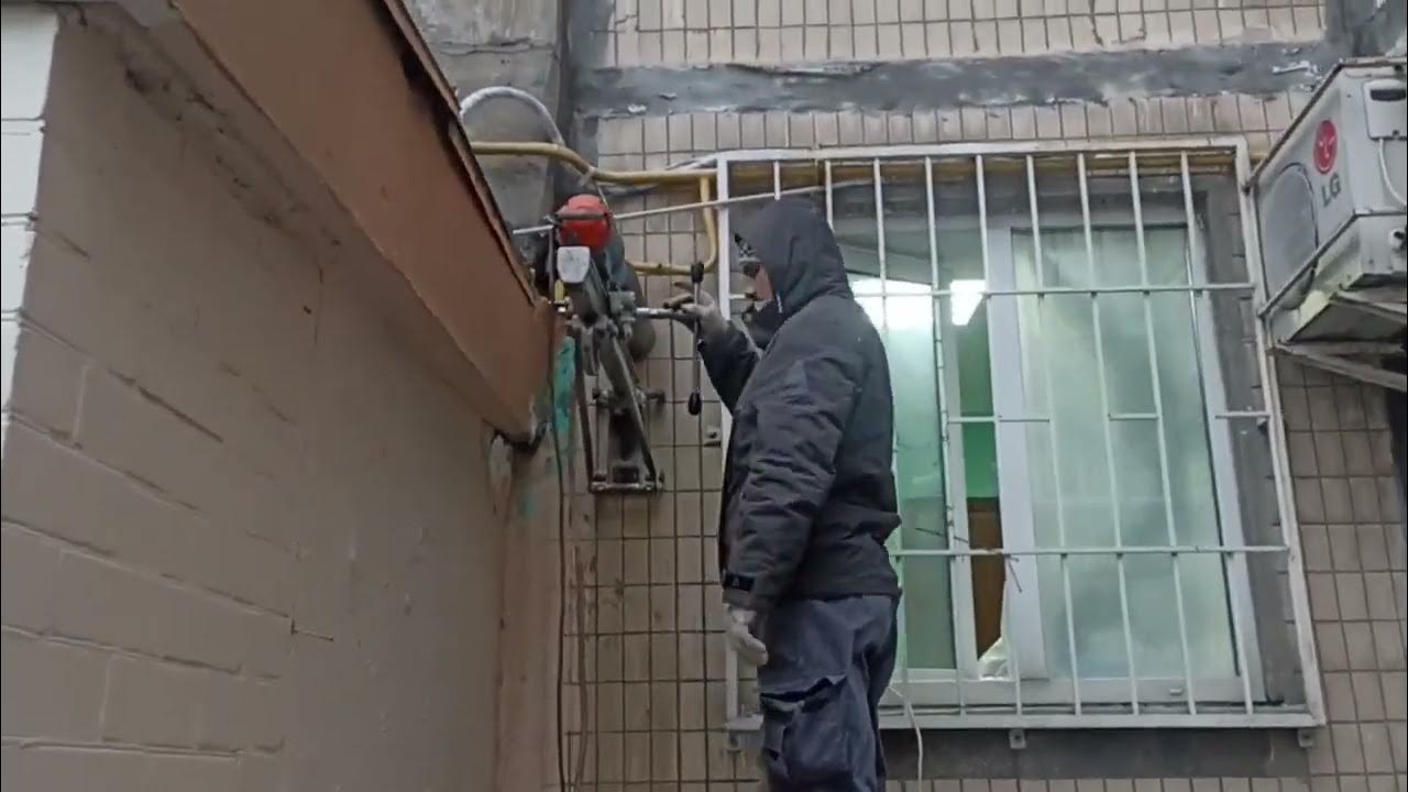 Як просвердлити отвір під витяжку. Как быстро просверлить отверстие под ...