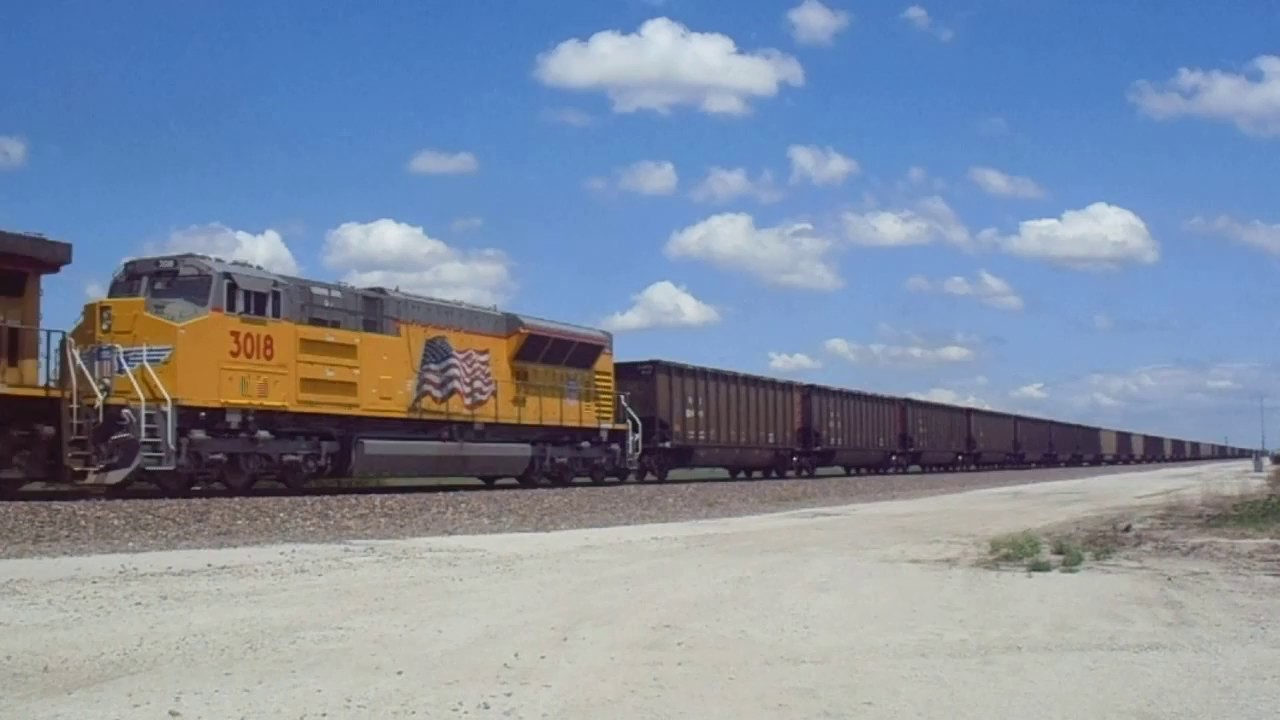 2 Union Pacific SD70ACe-T4's on westbound coal train at California ...