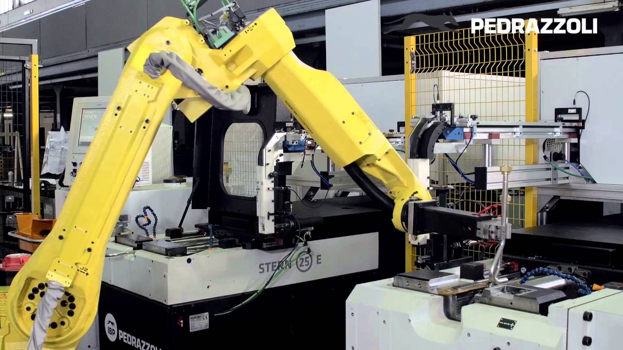 Pedrazzoli: Robotic Island for fitting produce - YouTube