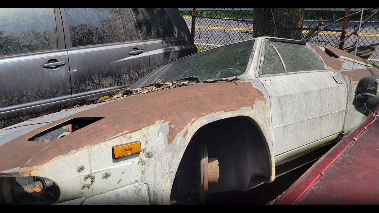 I Find a Baby Countach - a Jalpa in a Junkyard - YouTube