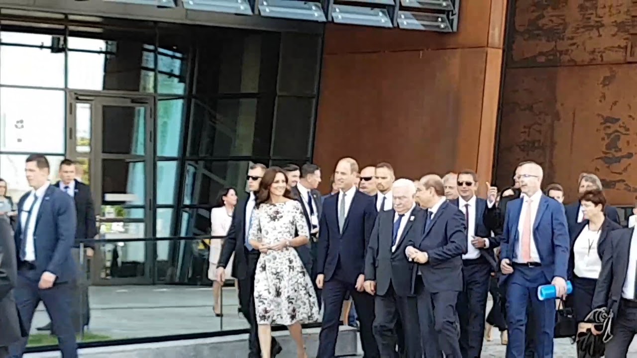 Księżniczka Kate, Lech Wałęsa & Prince William ECS Gdańsk - YouTube