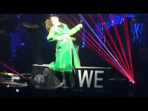 Arcade Fire - Age of Anxiety II (Rabbit Hole) - O2 Arena, London, 8/9 ...