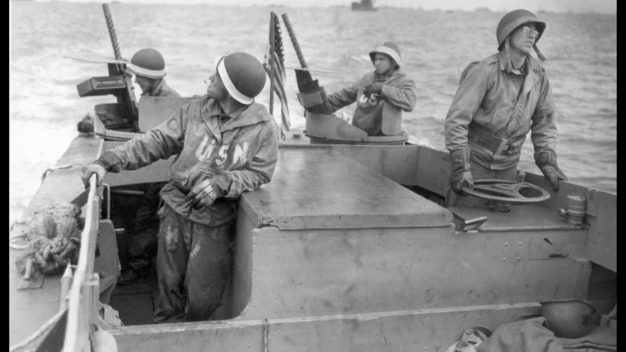 A closer look at our collections: LCVP landing craft - YouTube