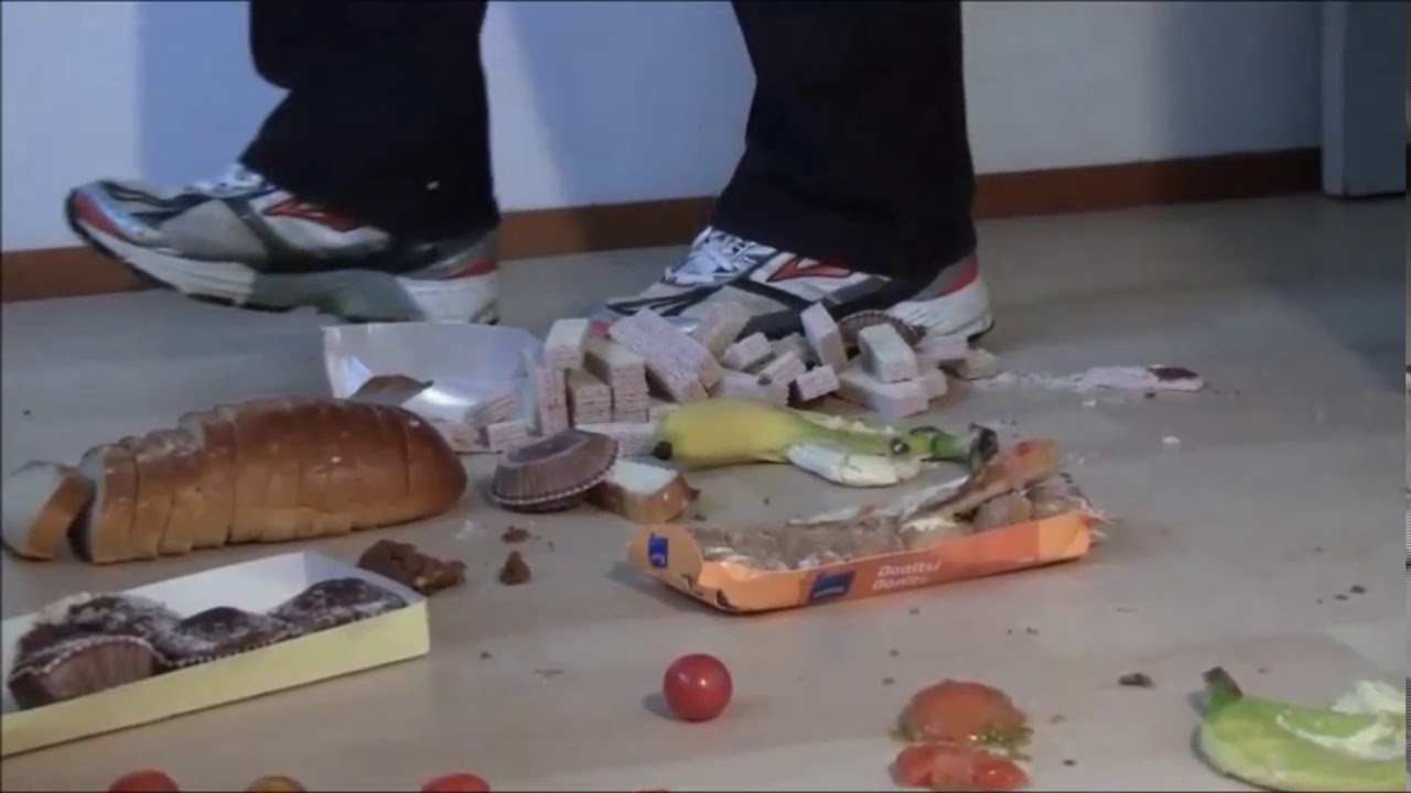 Food stomping with Brooks - YouTube