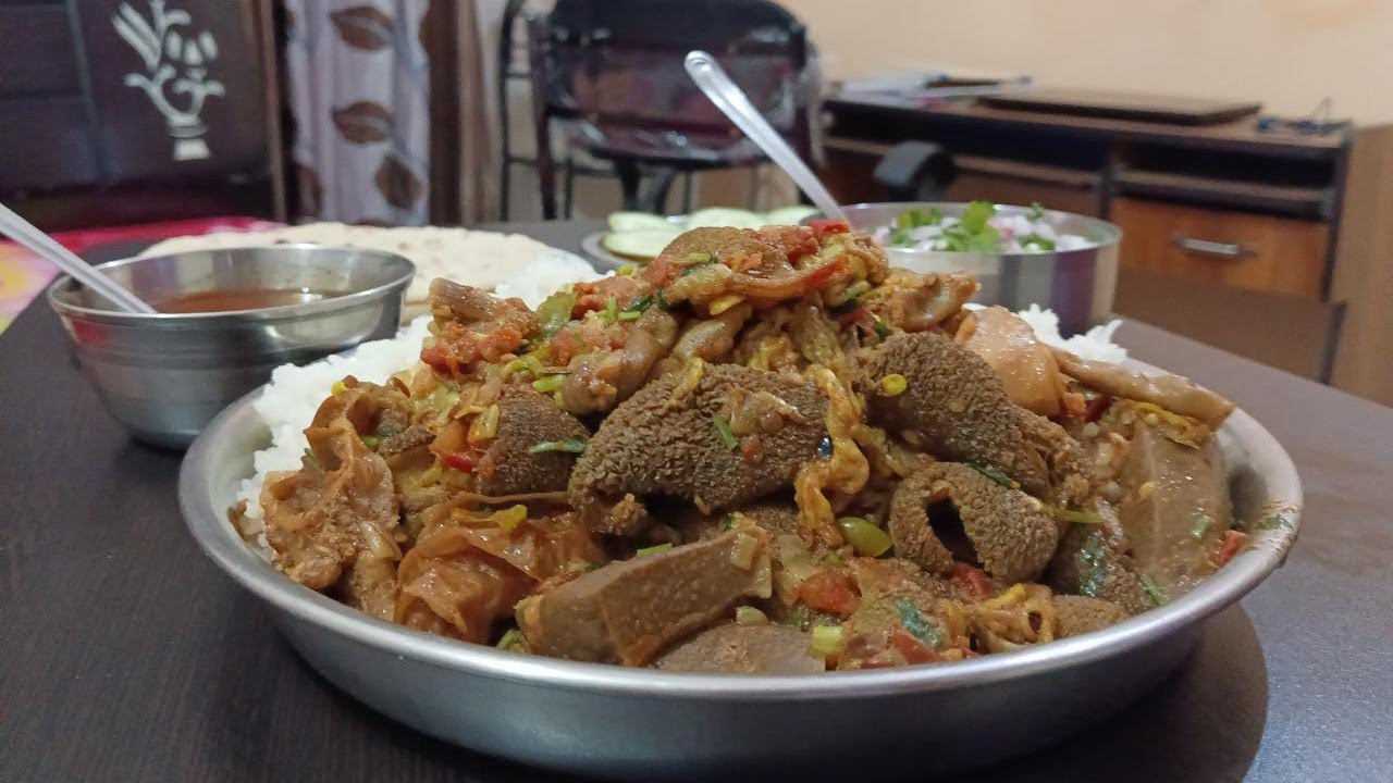 Pahadi Bhutwa/Mutton Boti curry (Goat lungs + Intestine) | Rice | Dahi ...