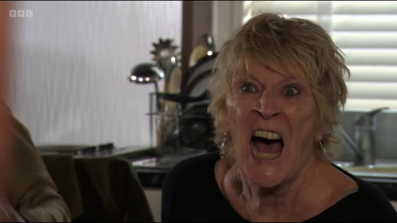 Eastenders Shirley Greives and Shouts At Scarlett (28th December 2022 ...