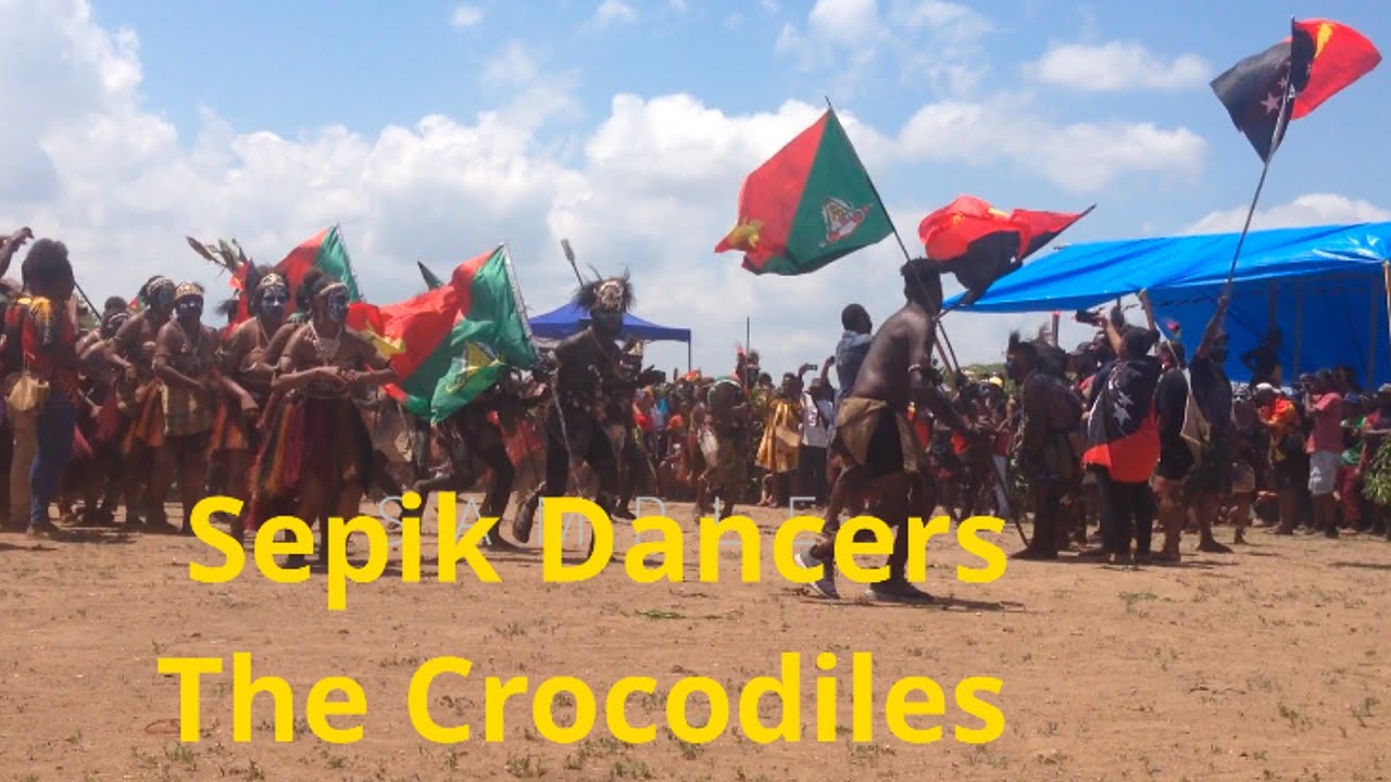 Sepik Dancers During Independence at University of Papua New Guinea ...