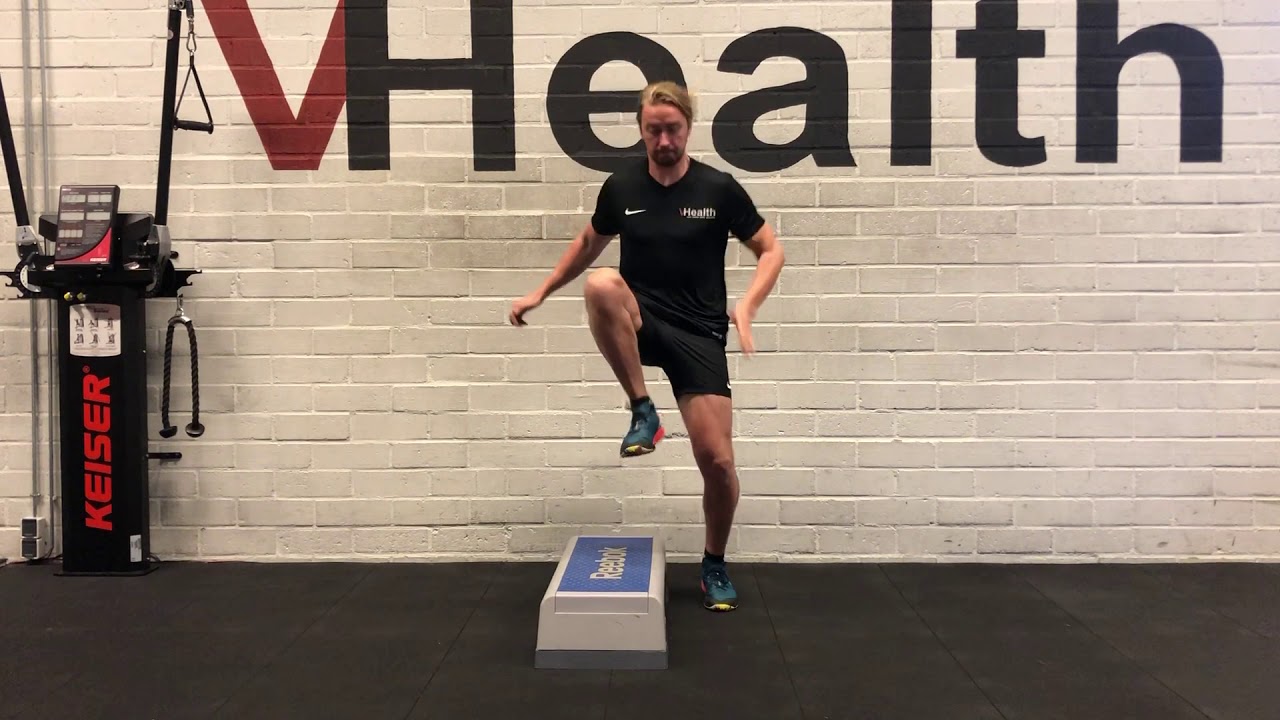 Jumping triple extension on step - VHealth Valkenburg - Personal ...