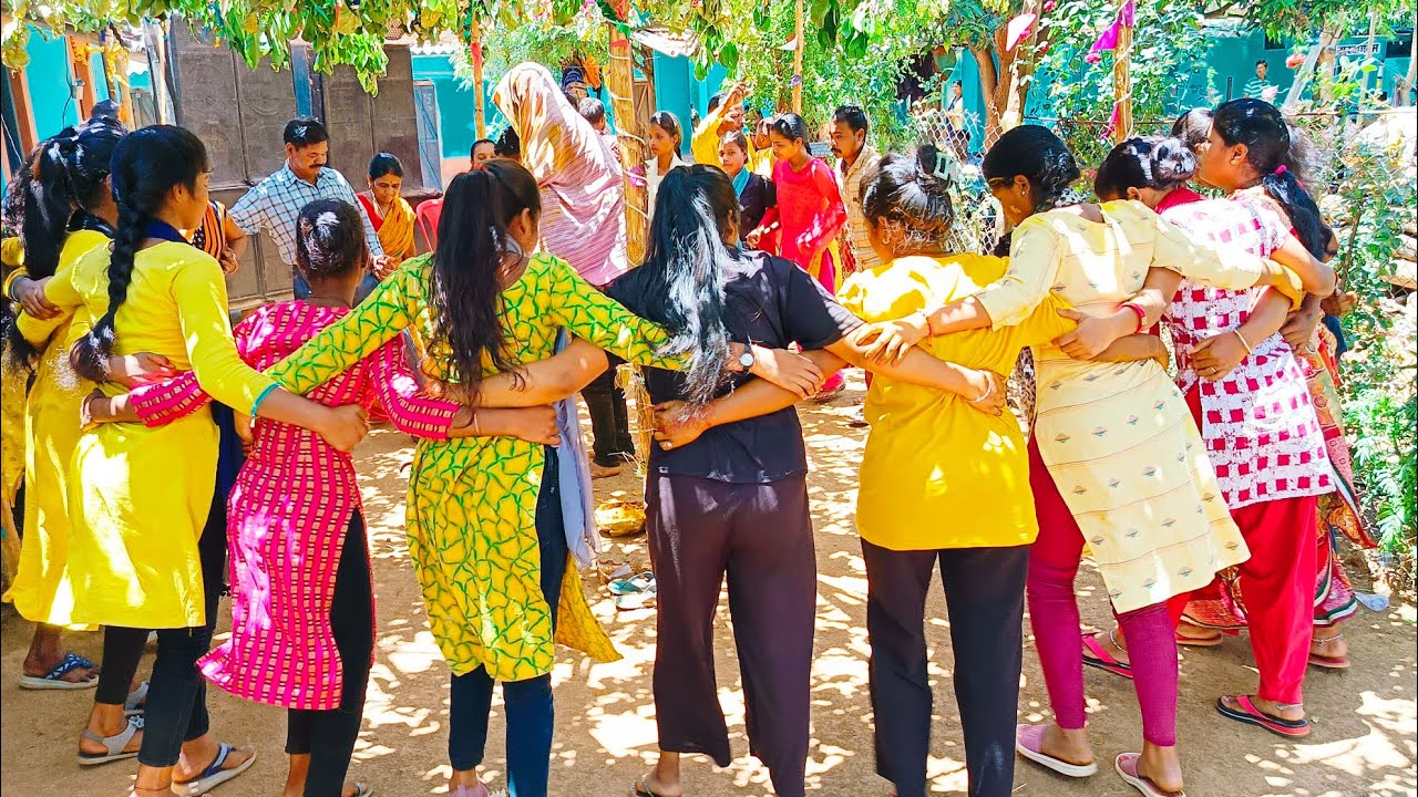 Chain Dance 2024🕺 /Shadi Haldi Dance/Jashpur Nagar - YouTube