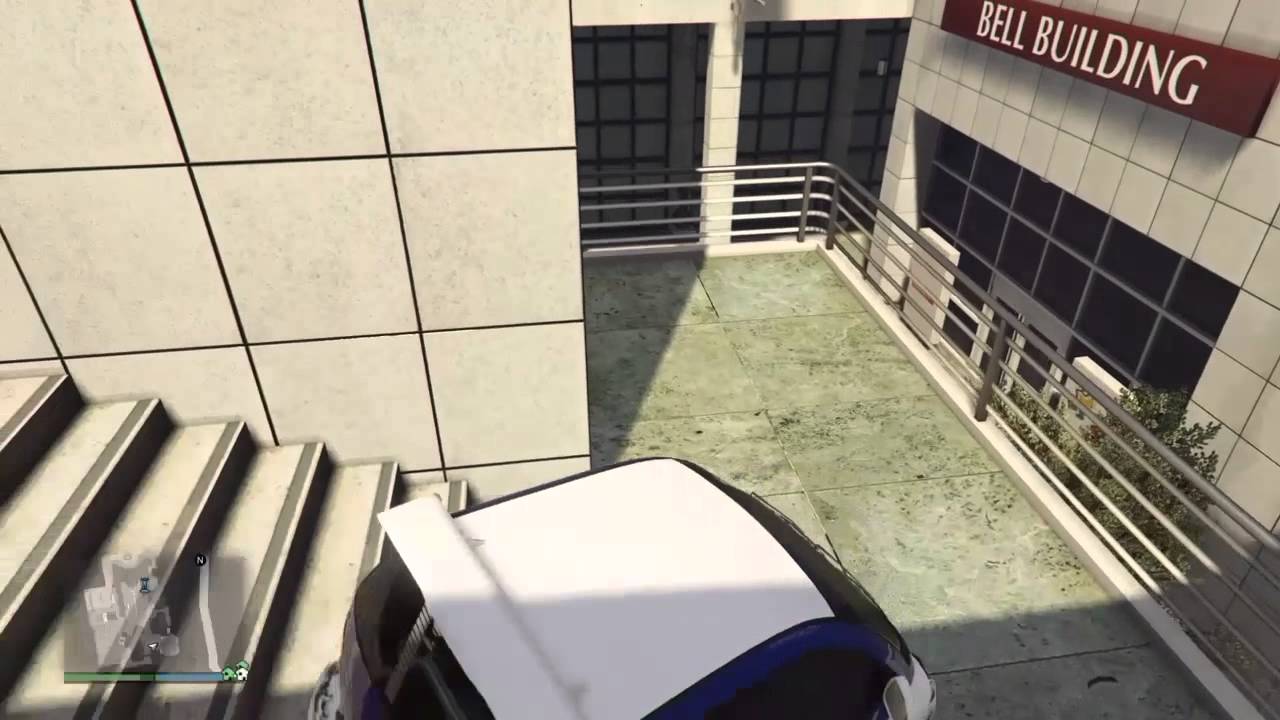 GTA 5 - Panto explores Kortz center - YouTube