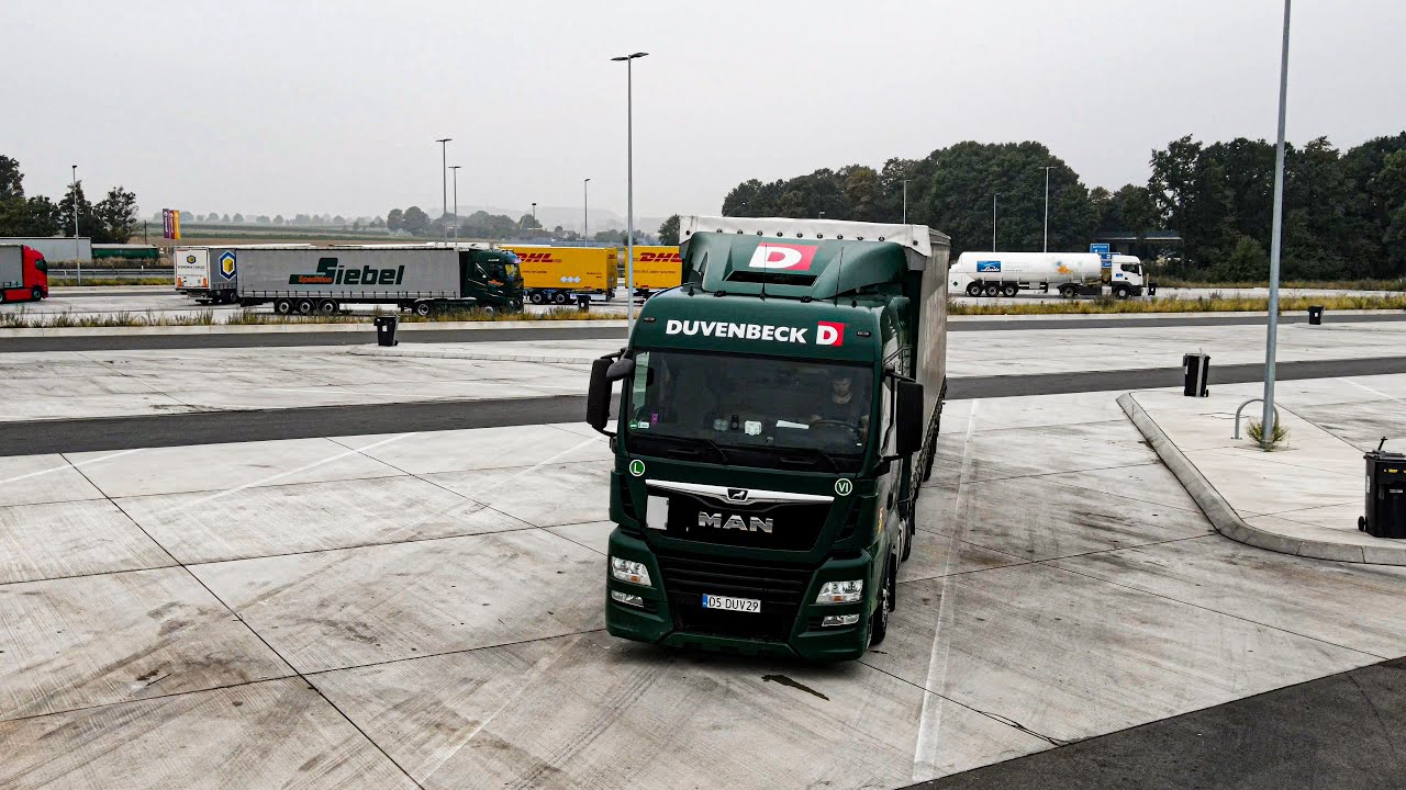 LORY DRIVER IN GERMANY ||TRUCK DRIVER || HGV DRIVER || MAN TGX #shorts ...