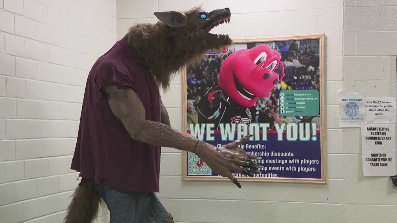 Indoor football returns, meet Shreveport's Rouxgaroux - YouTube