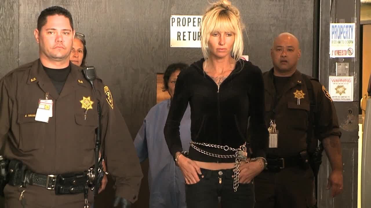 Exclusive: Jill Hansen speaks to KHON2 after court appearance - YouTube