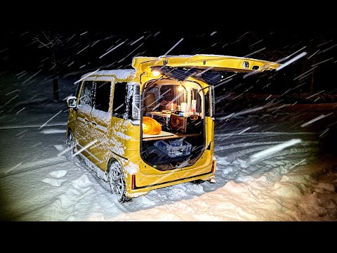 [23. gece] Karda hafif araba ve araba kampı