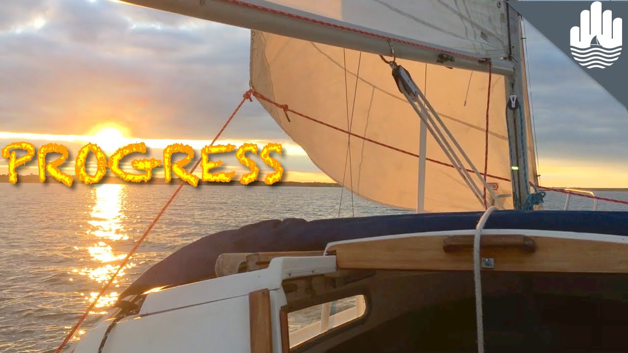 Novice Sailing Footage - YouTube
