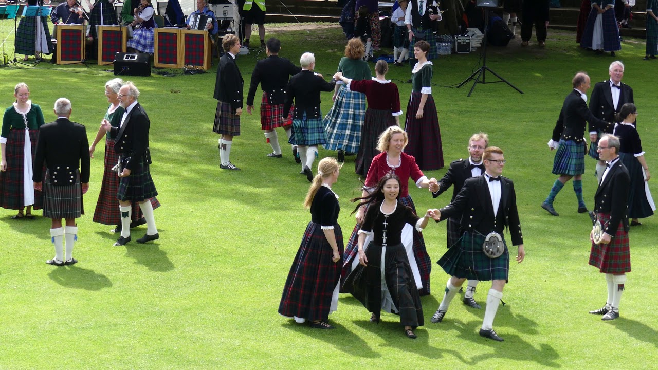 Dunedin Dancers, Stirling Castle (4K) - YouTube