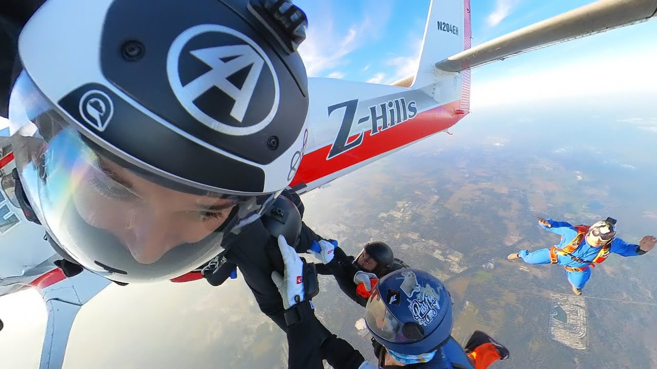 4-way 4Action at Z-Hills, Skydive City - YouTube
