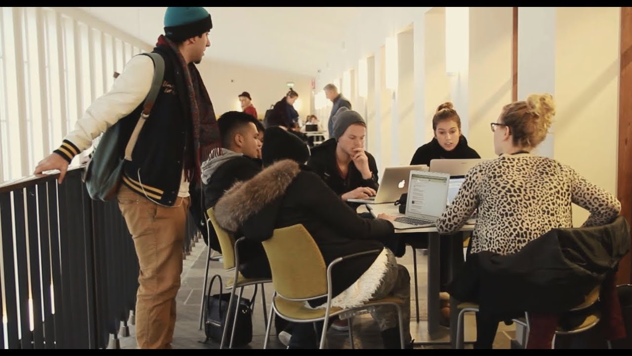 Wat is Students in Motion 2015? - YouTube