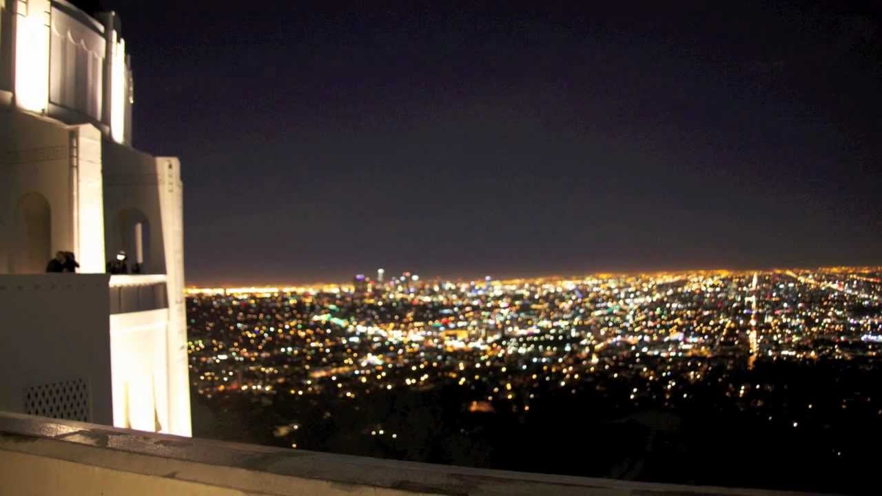 Total Lunar Eclipse 2011 - Griffith Park Observatory, Los Angeles - YouTube
