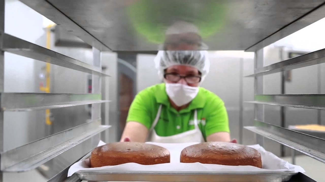 Abarrey Pasteles TV Spot - YouTube