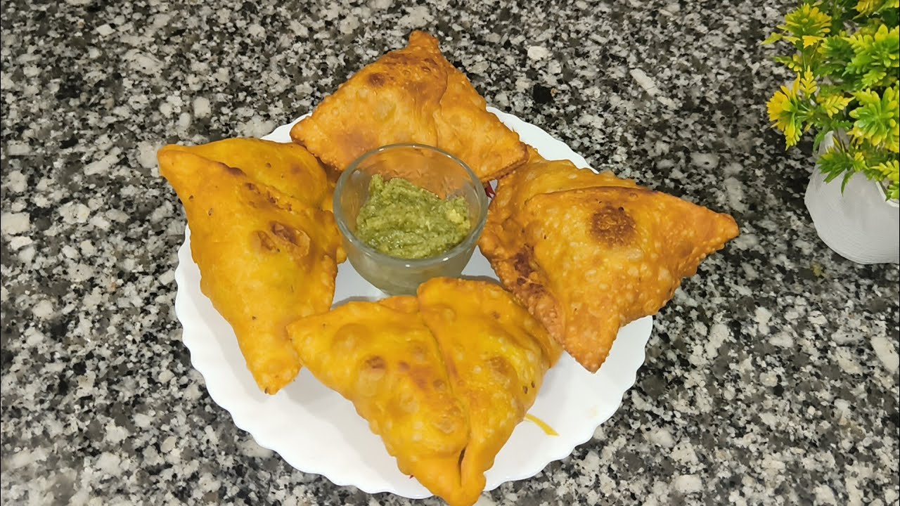 Samosa Recipe /chatpata and spicy samosa /How to make samosa step by ...