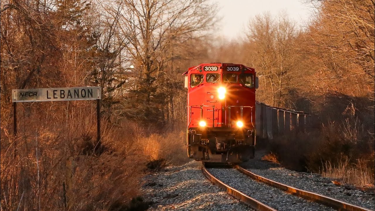 New England Central train 610 at South Windham and Lebanon. - YouTube