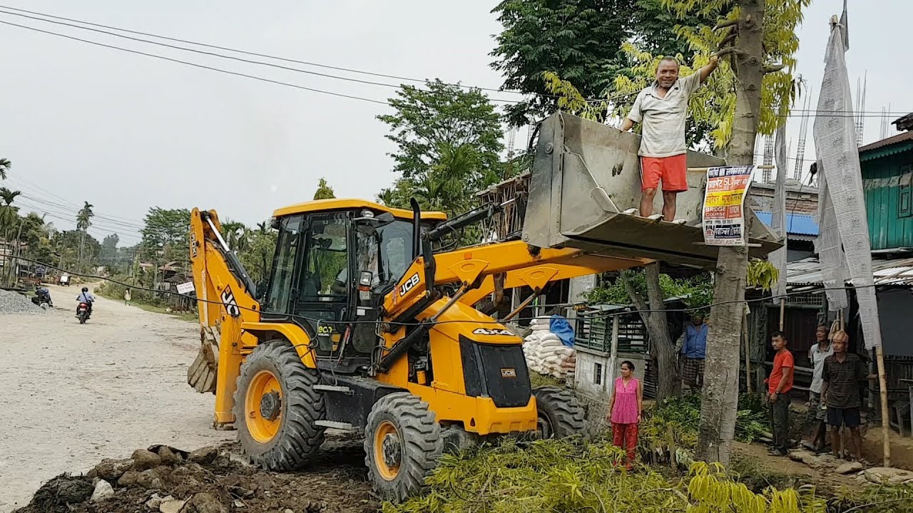 People Watching JCB Dozer Work - JCB Digger Making Drain For Road ...