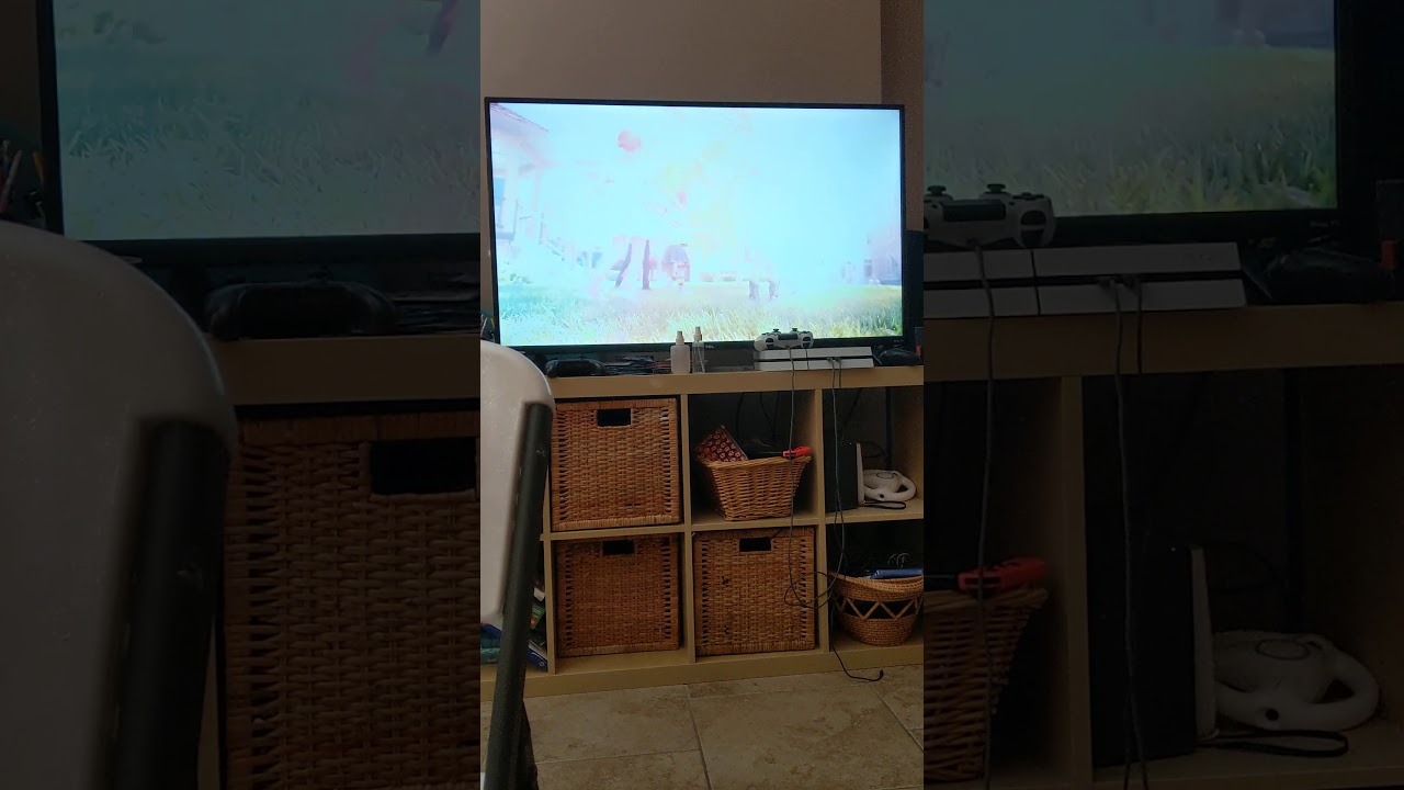 Don't go away our show will be right back on Disney Junior 2 - YouTube