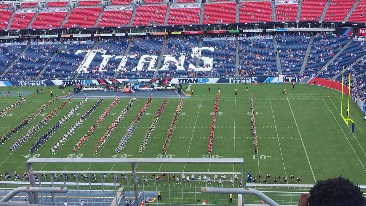 Pizitz Cheerleaders/Dance/Majorettes at Tennessee Titans 2017 - YouTube