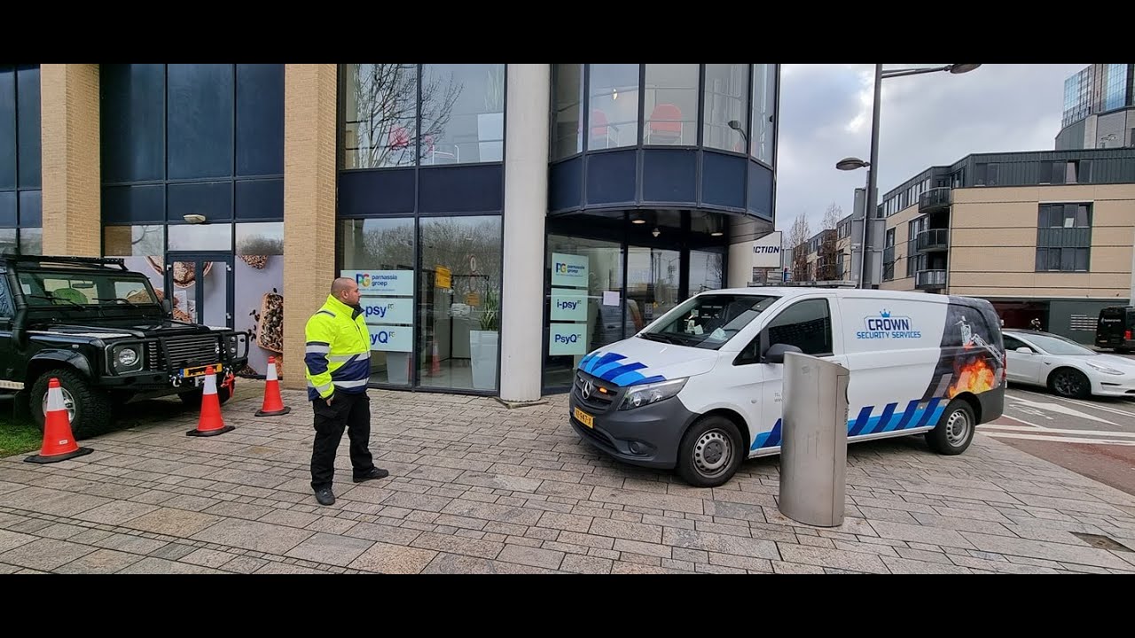 Crown Calamiteitendienst | Crown Security Services B.V. - YouTube