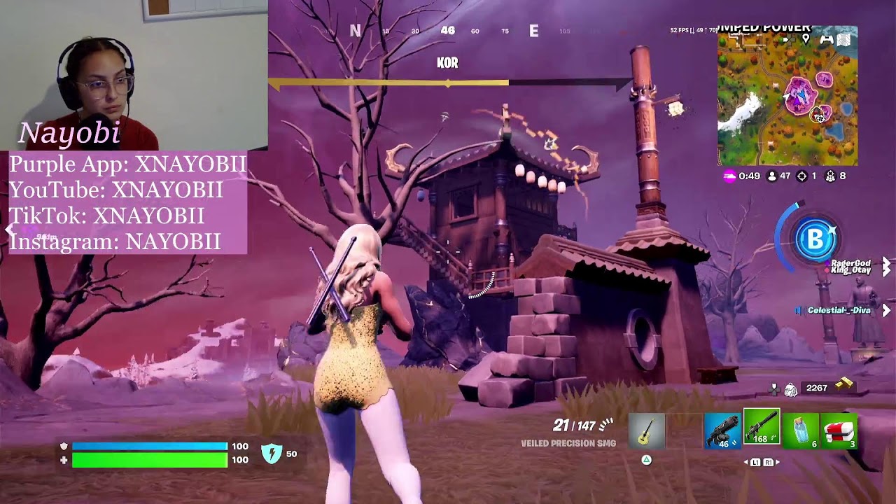 Girl Playing Fortnite - YouTube