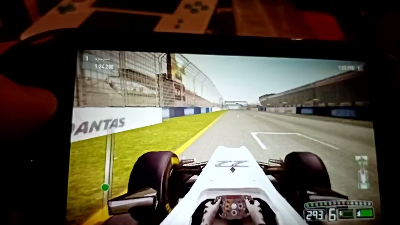 F1 2011 (PS Vita) | Hispania Racing | Dos vueltas a Australia GP - YouTube