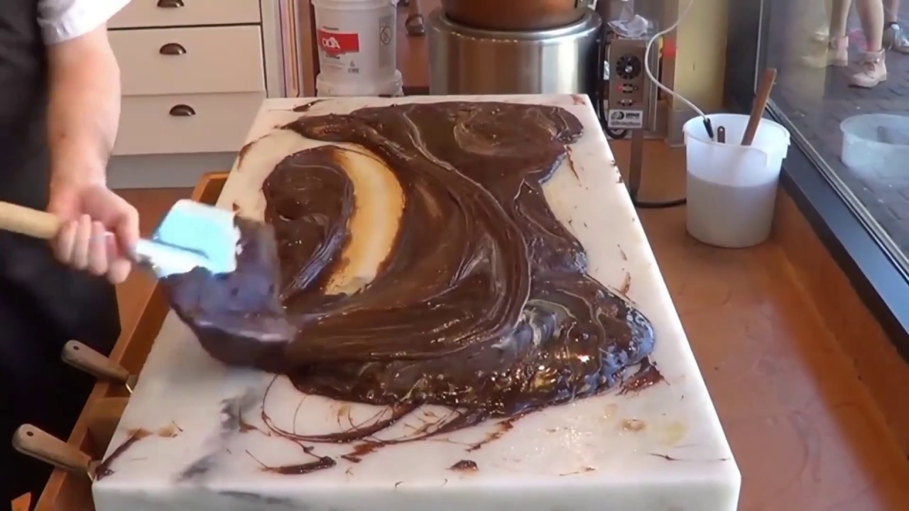 watch Make Fudge at the Fantasy Fudge Factory in Niagara Falls - YouTube