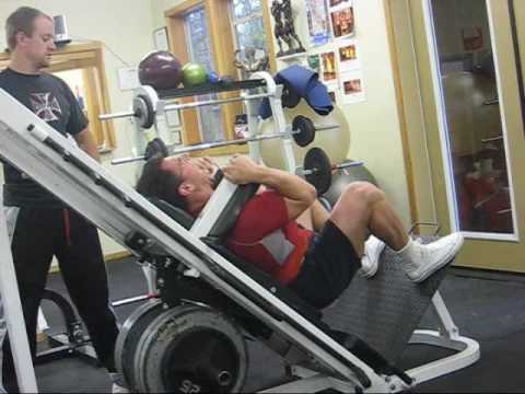 Brad Loomis WNBF Pro Natural Bodybuilder Leg Training - YouTube
