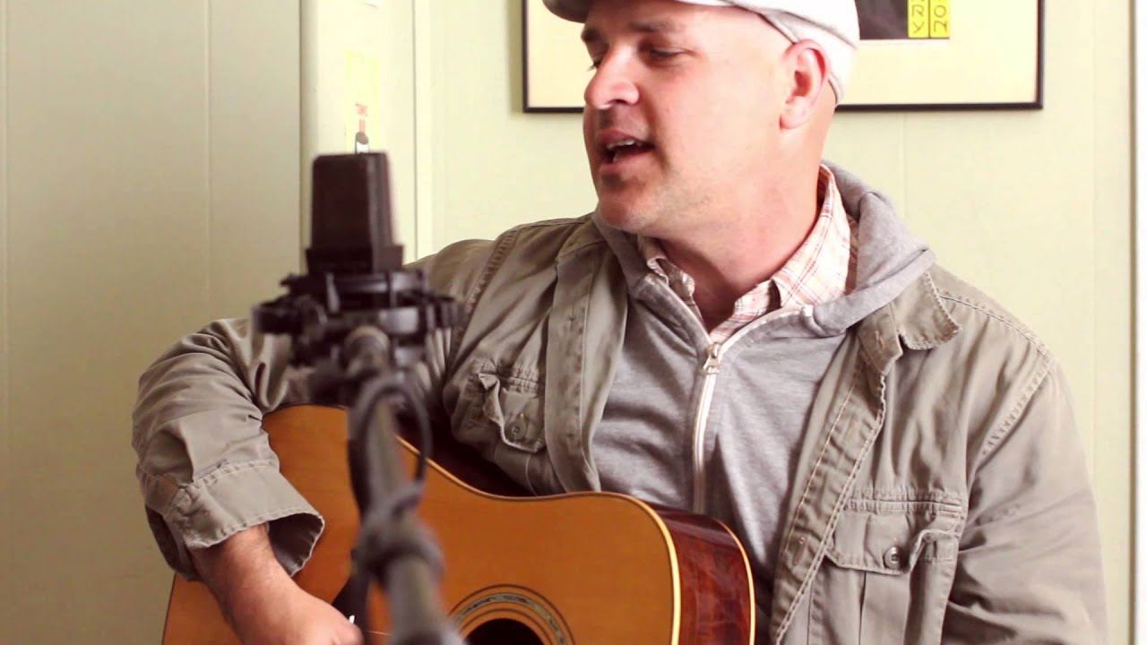 Chad Mills - the Fountain Square Sessions - This Too Shall Pass - YouTube