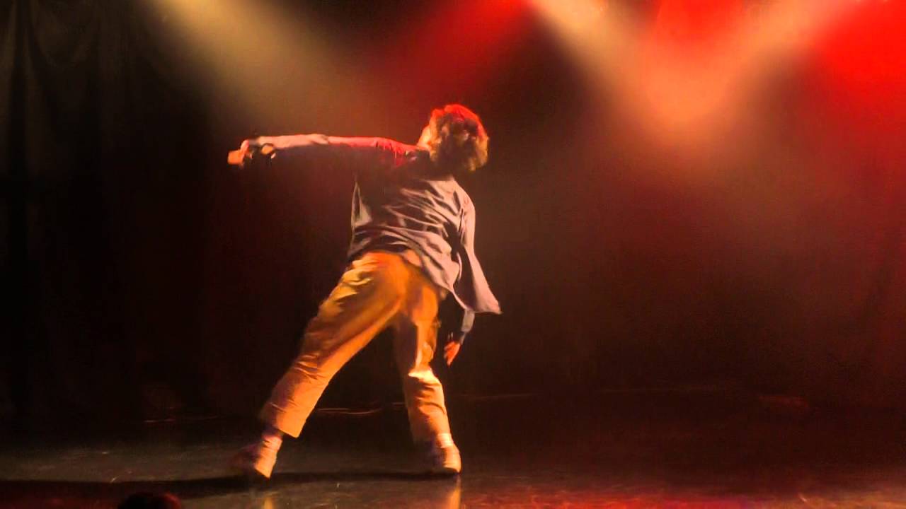 Phoenix / TOKYO FOOT NIGHT vol.2 HOUSE DANCE SHOWCASE - YouTube