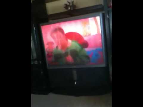 Blue's Clues Season 4 Theme 1 First Clue - YouTube