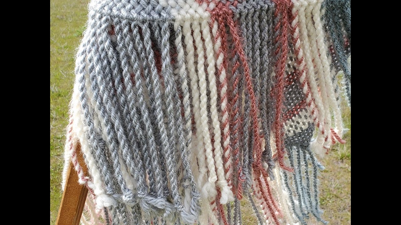 Twisting Fringe-The Short Video-Continuous Strand Weaving - YouTube