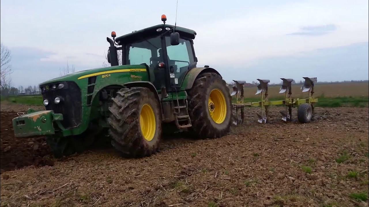 JOHN DEERE 8270r + Pentavomere Piccioni Aratura 2014 - YouTube