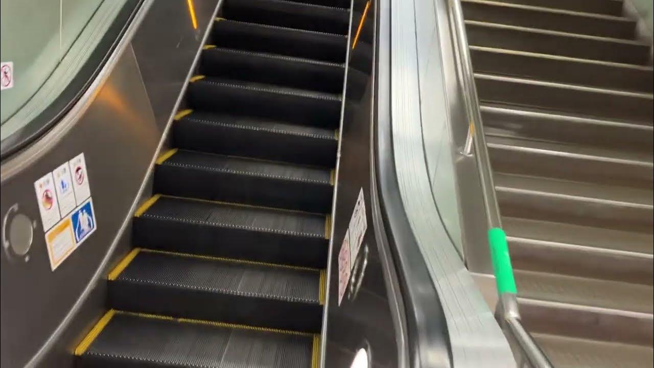 【フジテック】1X エスカレーター 中埠頭駅 1X escalator Nakafutou station Osaka Metro Osaka Japan - YouTube