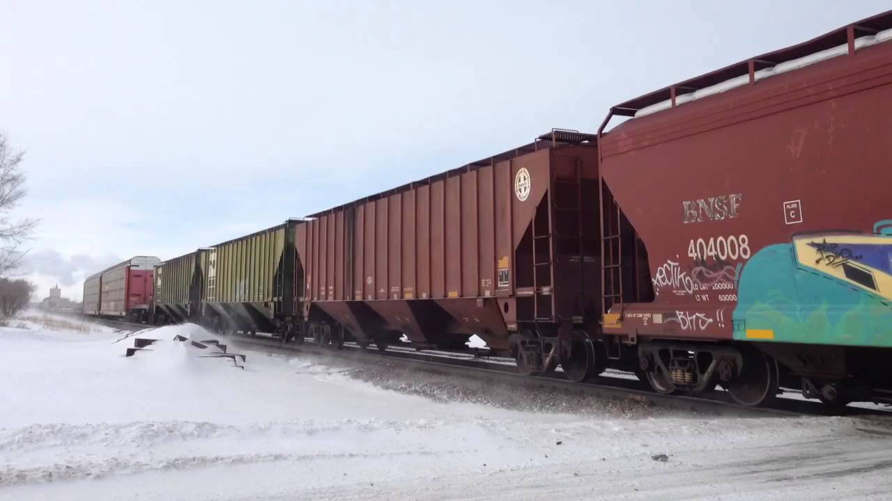 BNSF 4578 in Big Lake, MN - YouTube