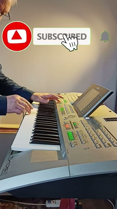 Keyboard Riff R&R#shorts - YouTube