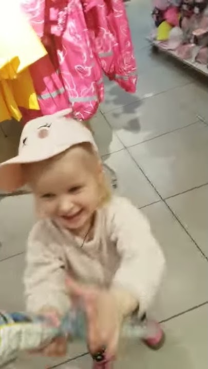 Выбираем зонтик🤗☂️🌂⛱😁зонтики при намокании меняют цвет!!!😮🤗🤩 - YouTube