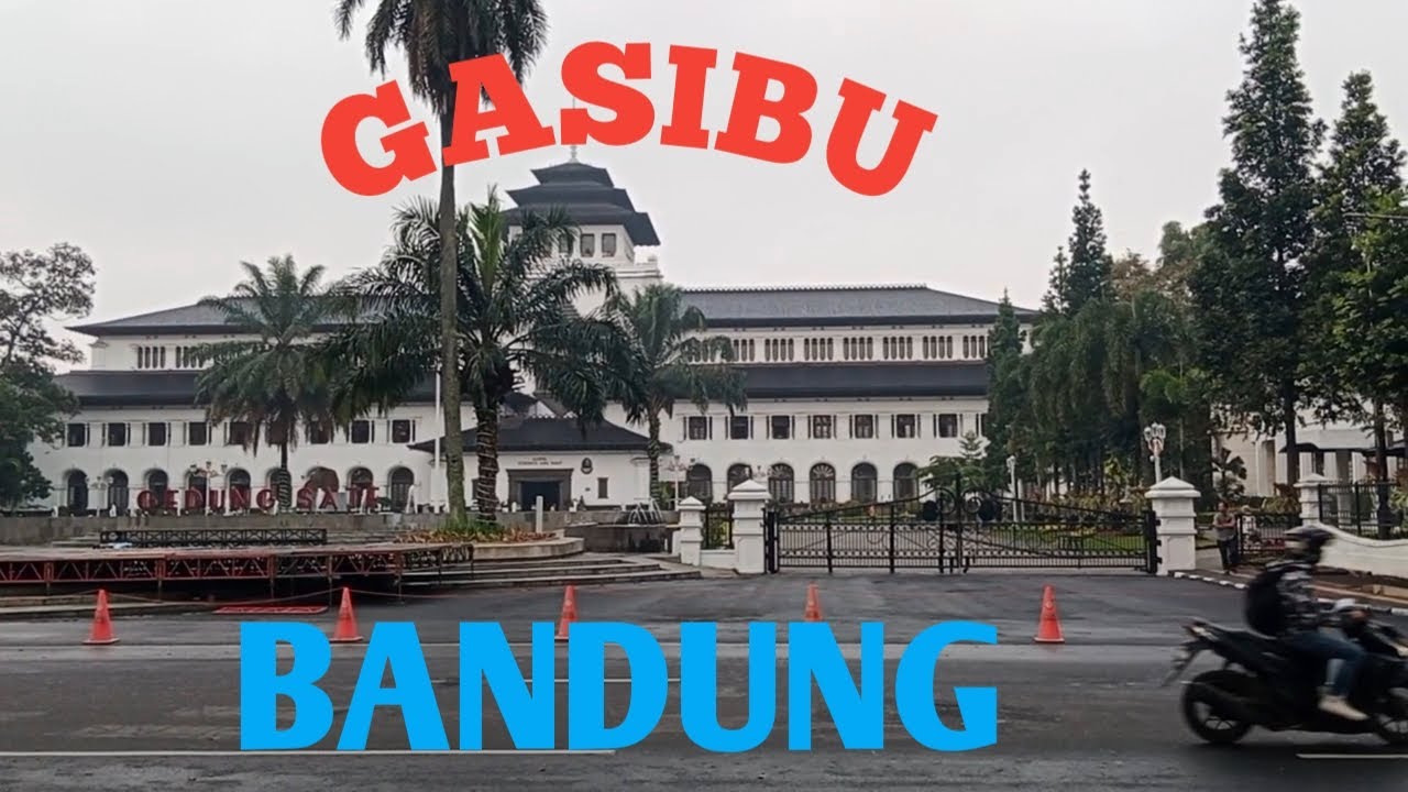 Lari Pagi di Gasibu dan Gor Saparua Bandung @Mas winarko - YouTube