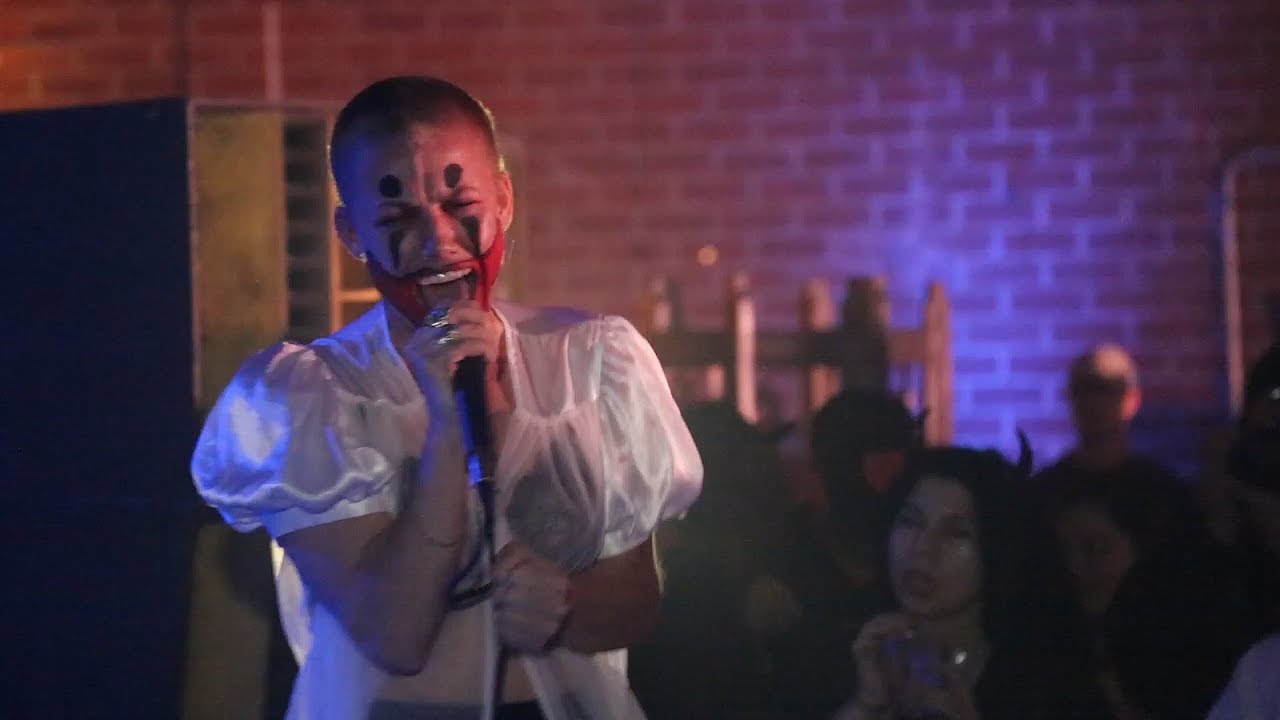 Girl Pusher (Live in LA, 10/21/17) - YouTube