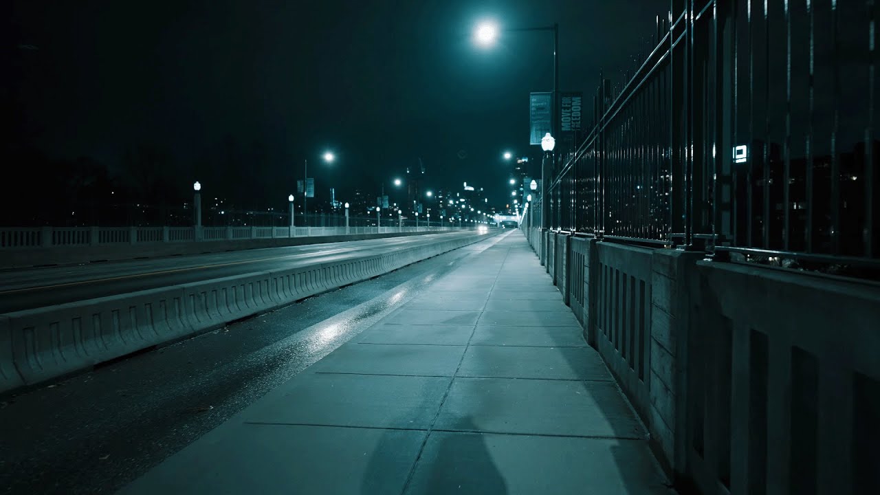 【4K】Chill Night Walk over Burrard Bridge in Vancouver, HDR, ASMR - YouTube