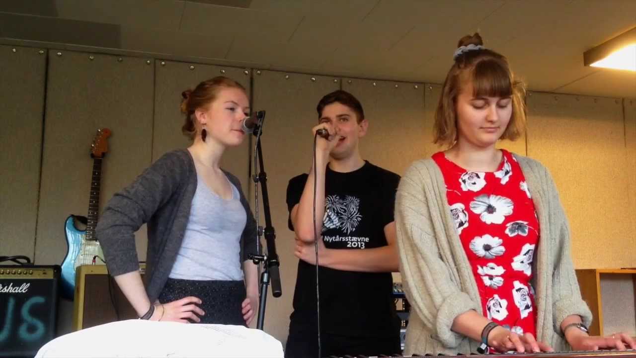 Æblemand cover by Nothing In Common ft. Cedric - YouTube